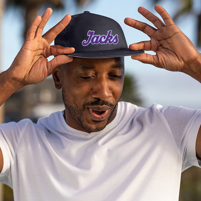 Home | Jack Backers College Bookstore